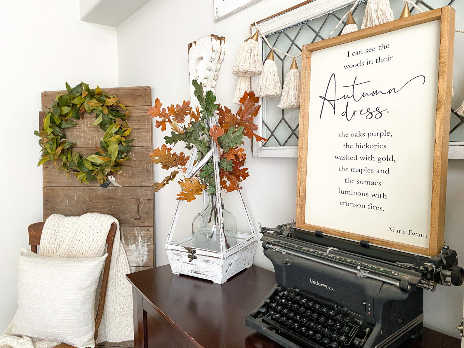 7 Simple Ways To Transition From Summer To Fall Decor - Midwest Life ...