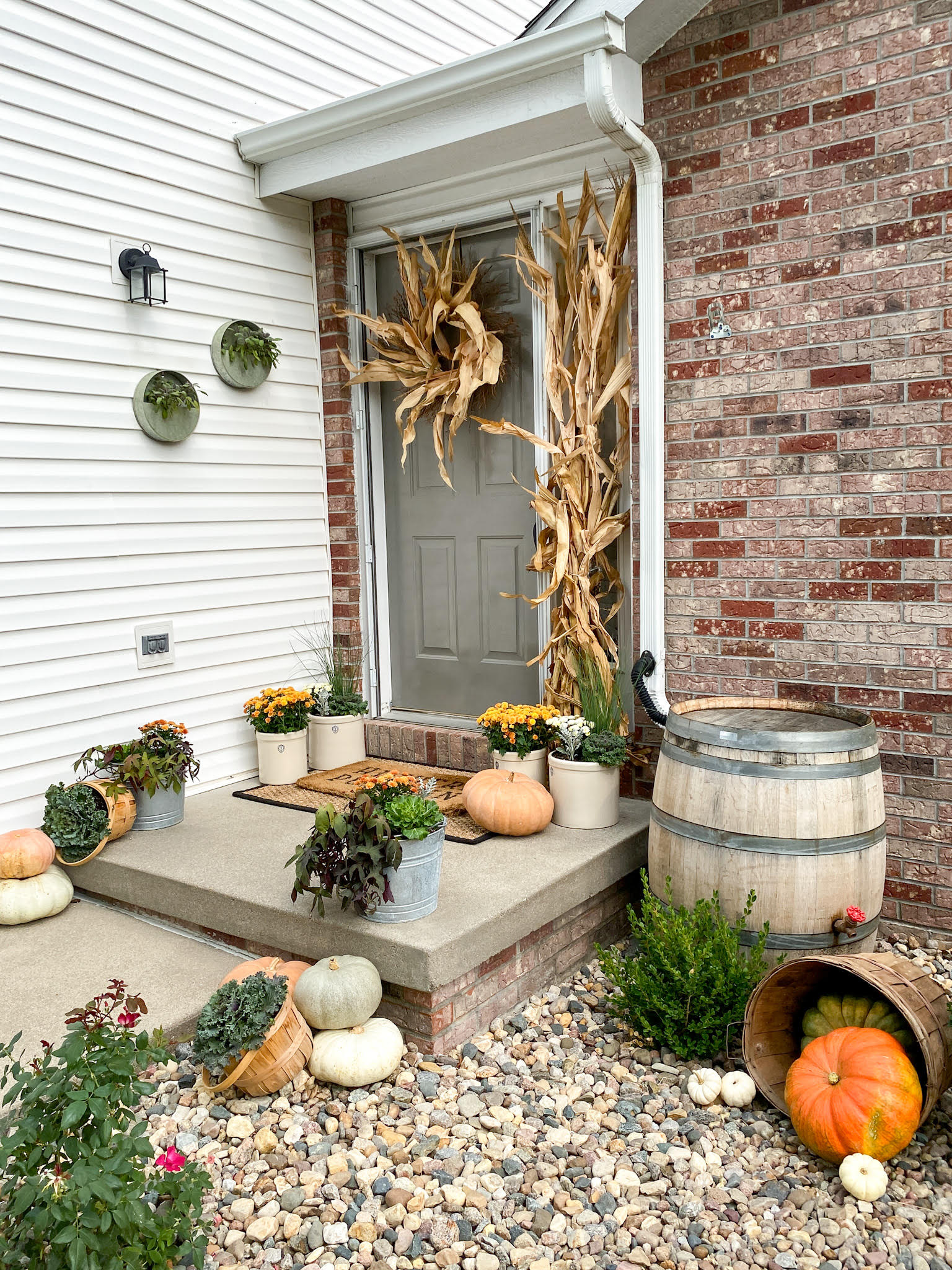 How To Style A Cozy And Welcoming Fall Porch - Midwest Life and Style Blog