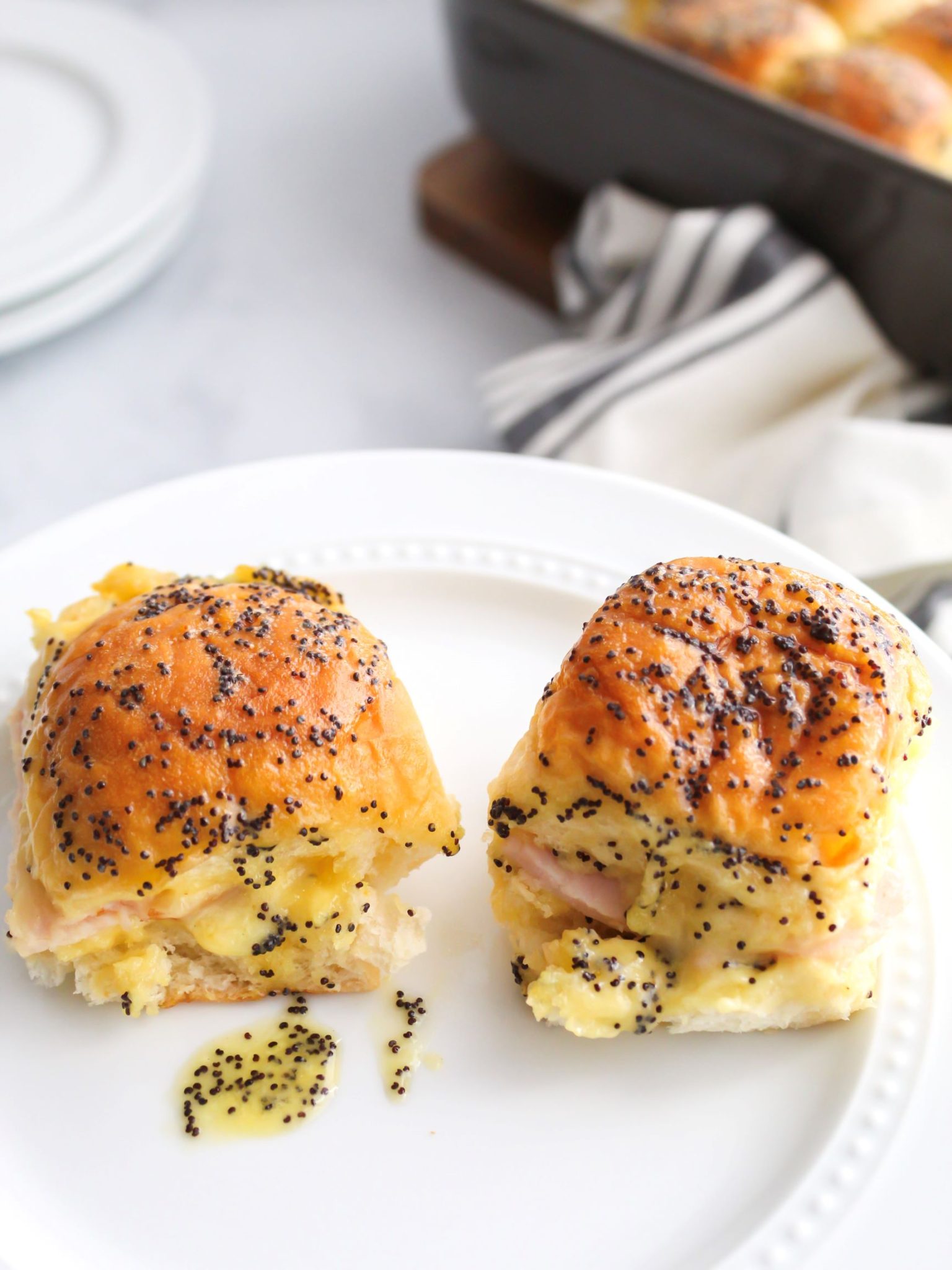 Easy 30-Minute Turkey and Provolone Cheese Sliders - Midwest Life and ...