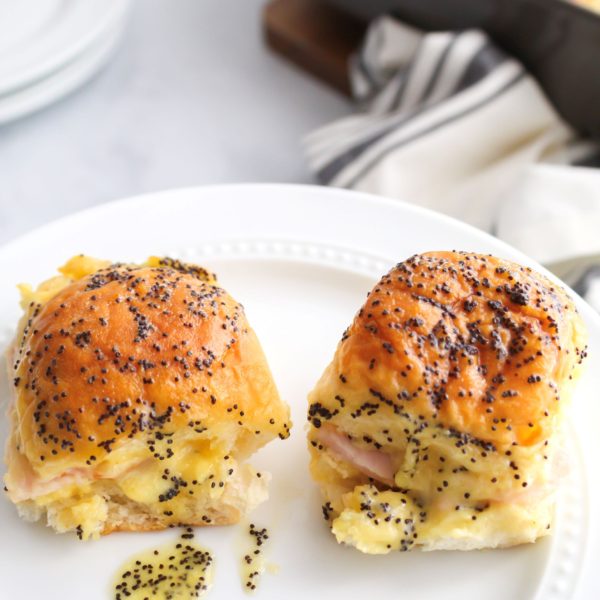 Easy 30-Minute Turkey and Provolone Cheese Sliders - Midwest Life and ...