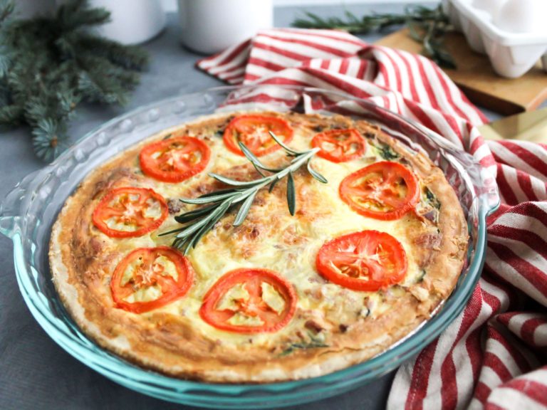 Easy Christmas Morning Quiche - Midwest Life and Style Blog