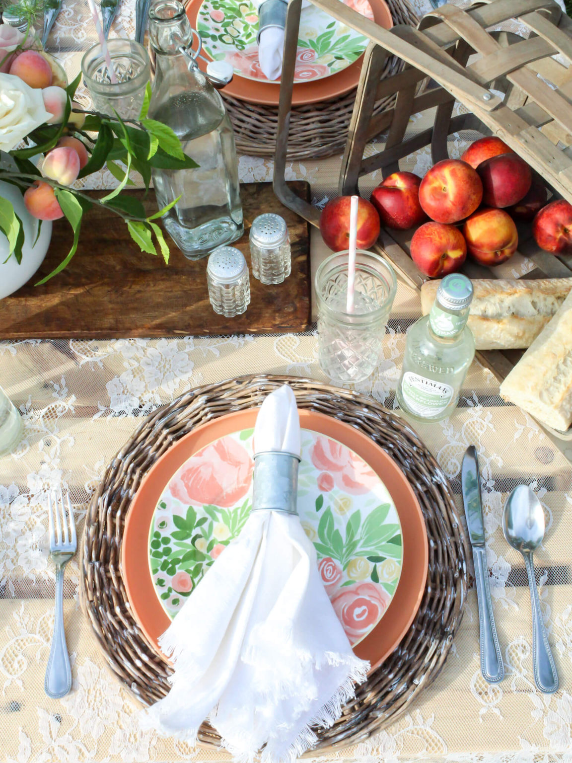 How To Easily Create A Casual Boho Summer Picnic - Midwest Life and ...