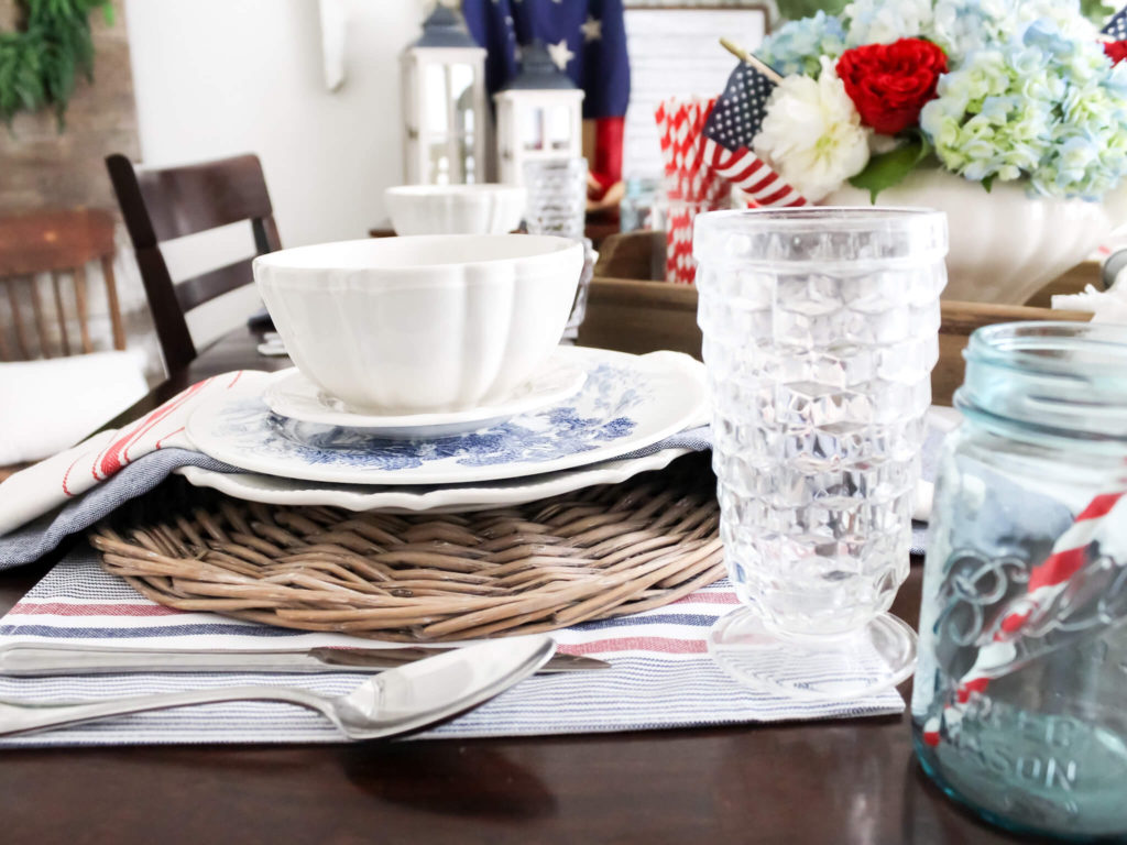 Simply Stunning Patriotic Table Decor Made Easy - Midwest Life and ...