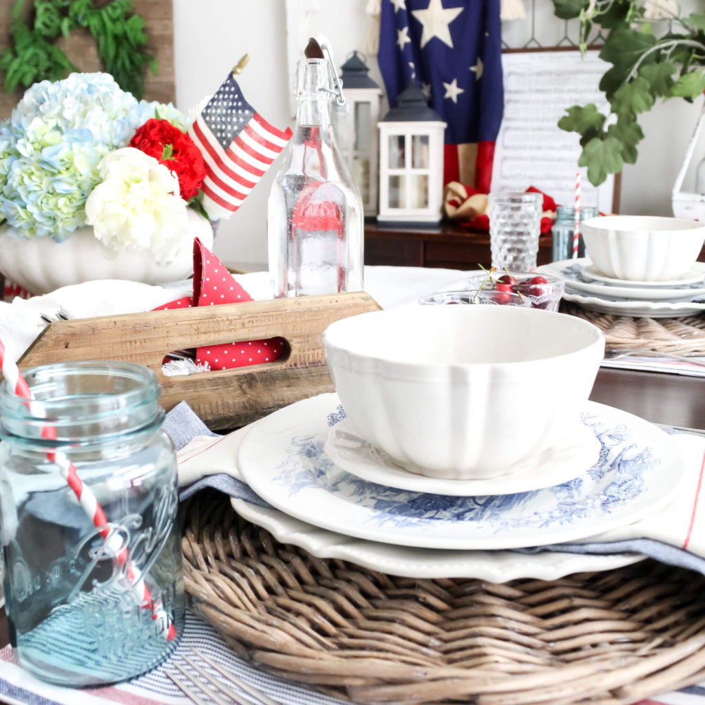 Simply Stunning Patriotic Table Decor Made Easy - Midwest Life and ...