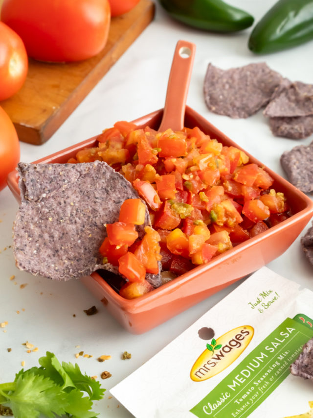 How To Create The Ultimate Summer Salsa Bar - Midwest Life and Style Blog