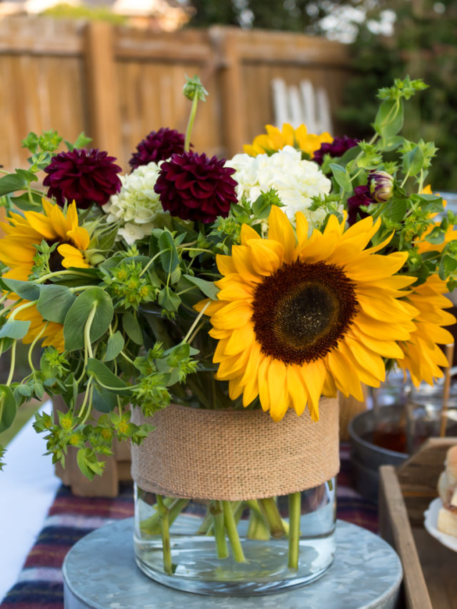 Your Guide To Throwing The Ultimate Potluck Party - Midwest Life and ...