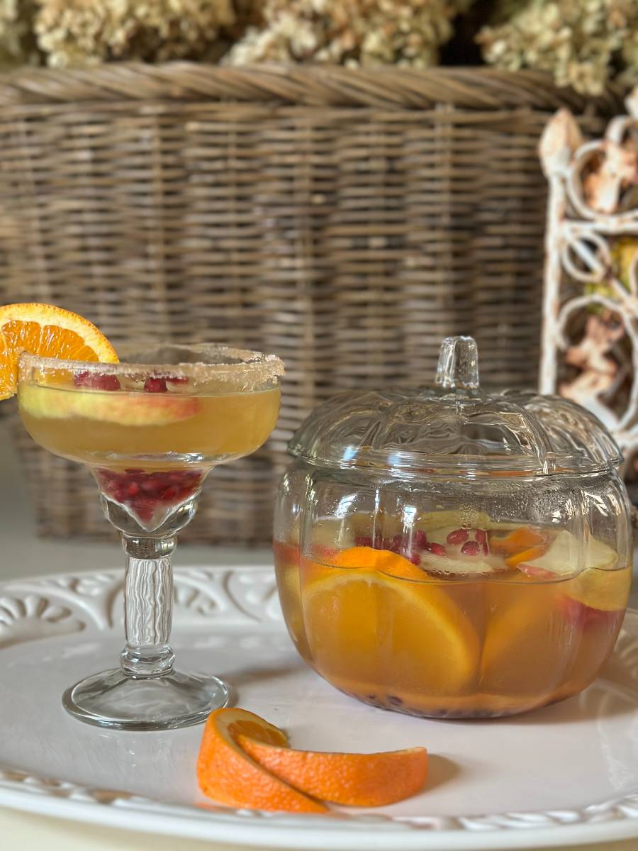 10 Spooky-Good Halloween Party Recipes to Wow Your Guests - Midwest ...