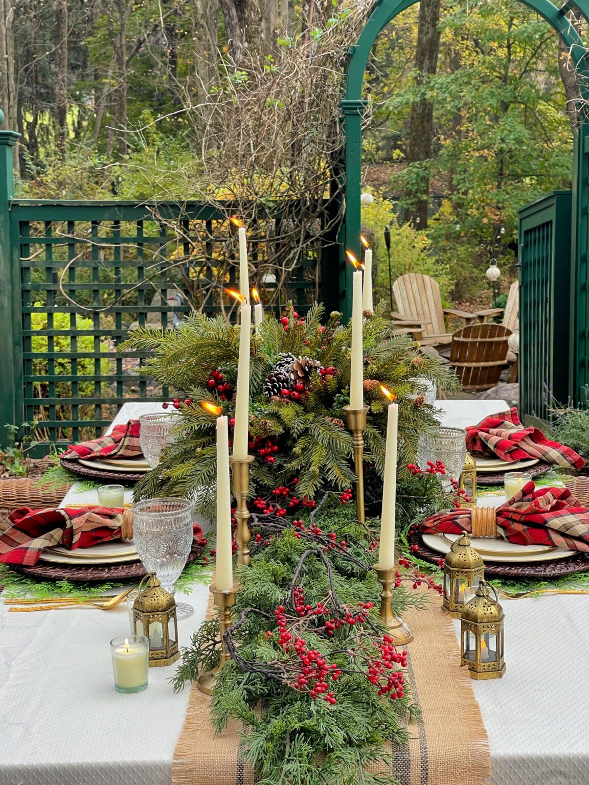 How To Style A Rustic Christmas Tablescape In 5 Simple Steps - Midwest ...