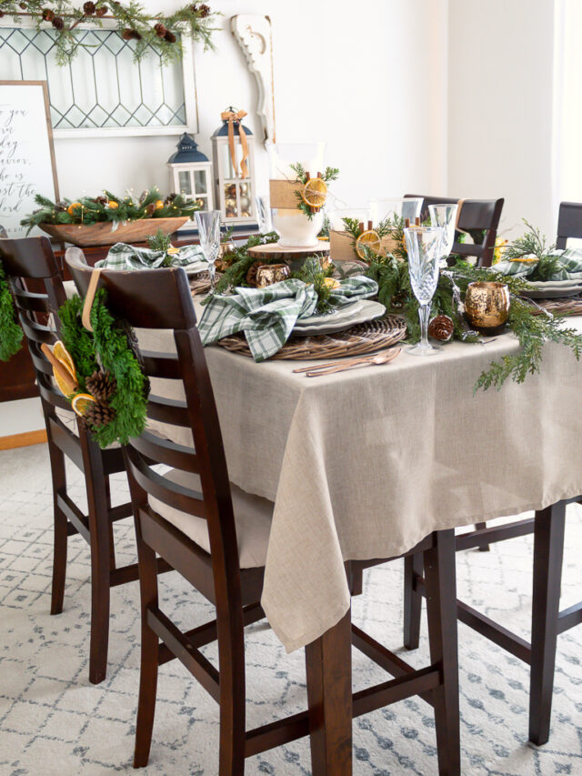 How To Style A Rustic Christmas Tablescape In 5 Simple Steps - Midwest ...