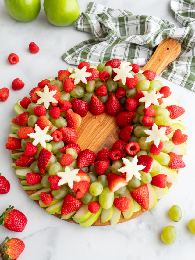 Create A Festive Edible Fruit Wreath To Ring In The New Year - Midwest ...