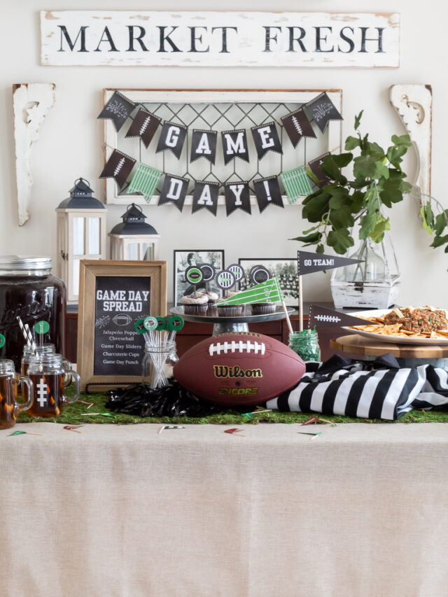 Secrets to Hosting an Unforgettable Football Watch Party for The Big ...